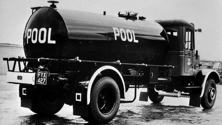 Durant la deuxième guerre mondiale – Musée de la STATION-SERVICE et de ...